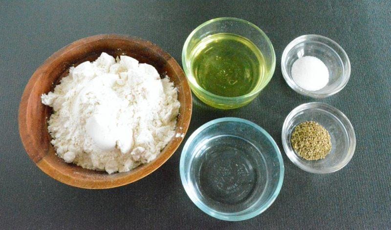 How To Make Perfect Namkeen Mathri At Home - Foodandmeal.com