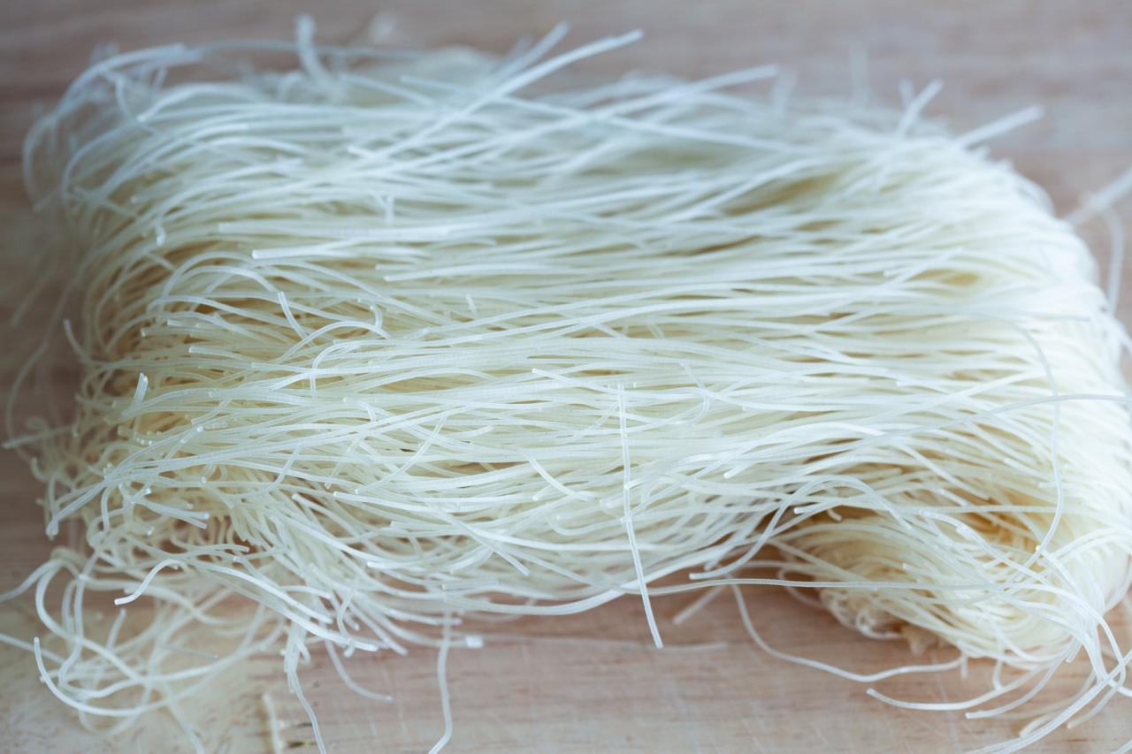 Authentic Thai Crispy Vermicelli Rice Noodles Recipe – A Culinary Marvel