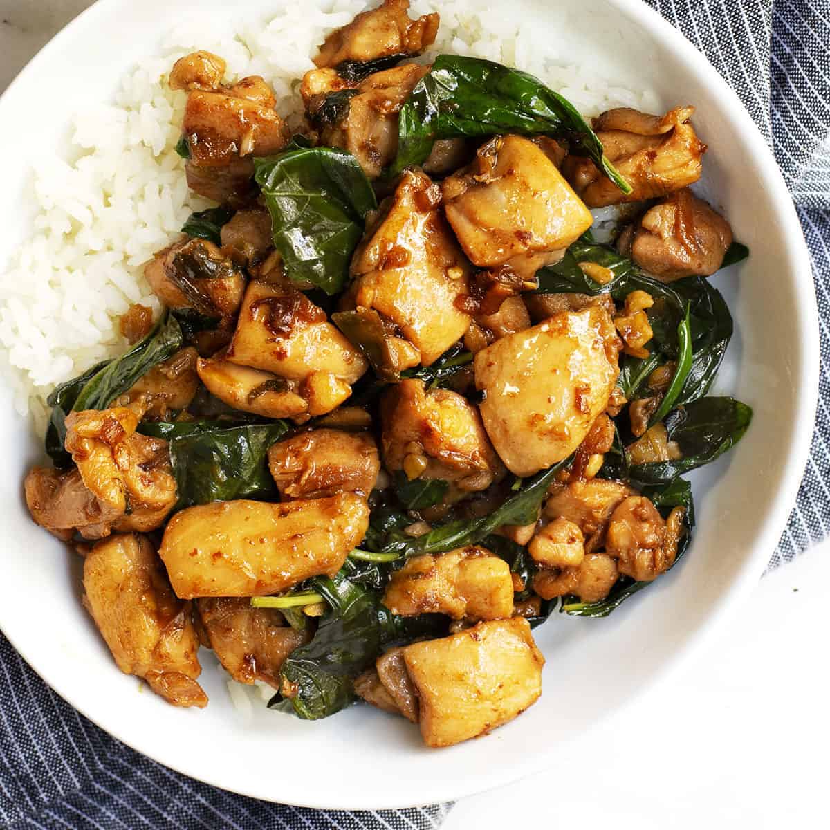 Simple cooking process of Three Teacup Style Chicken - Chinese Recipes ...