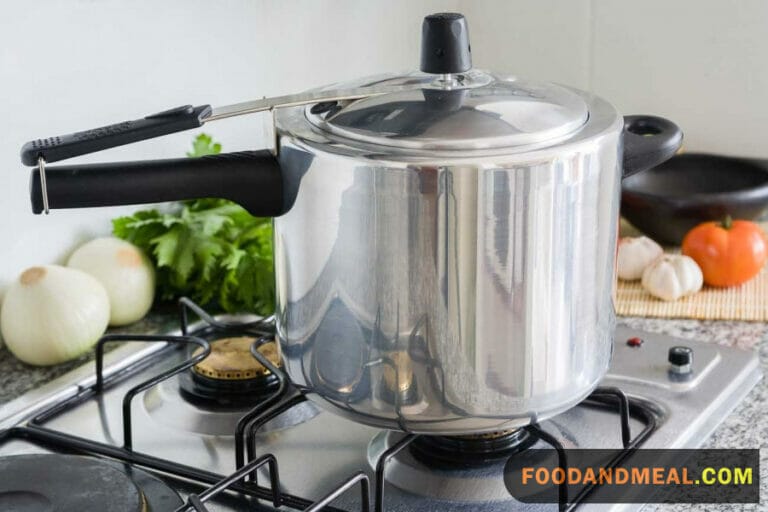 Top 9 Best Smallest Pressure Cookers, Testing By Experts