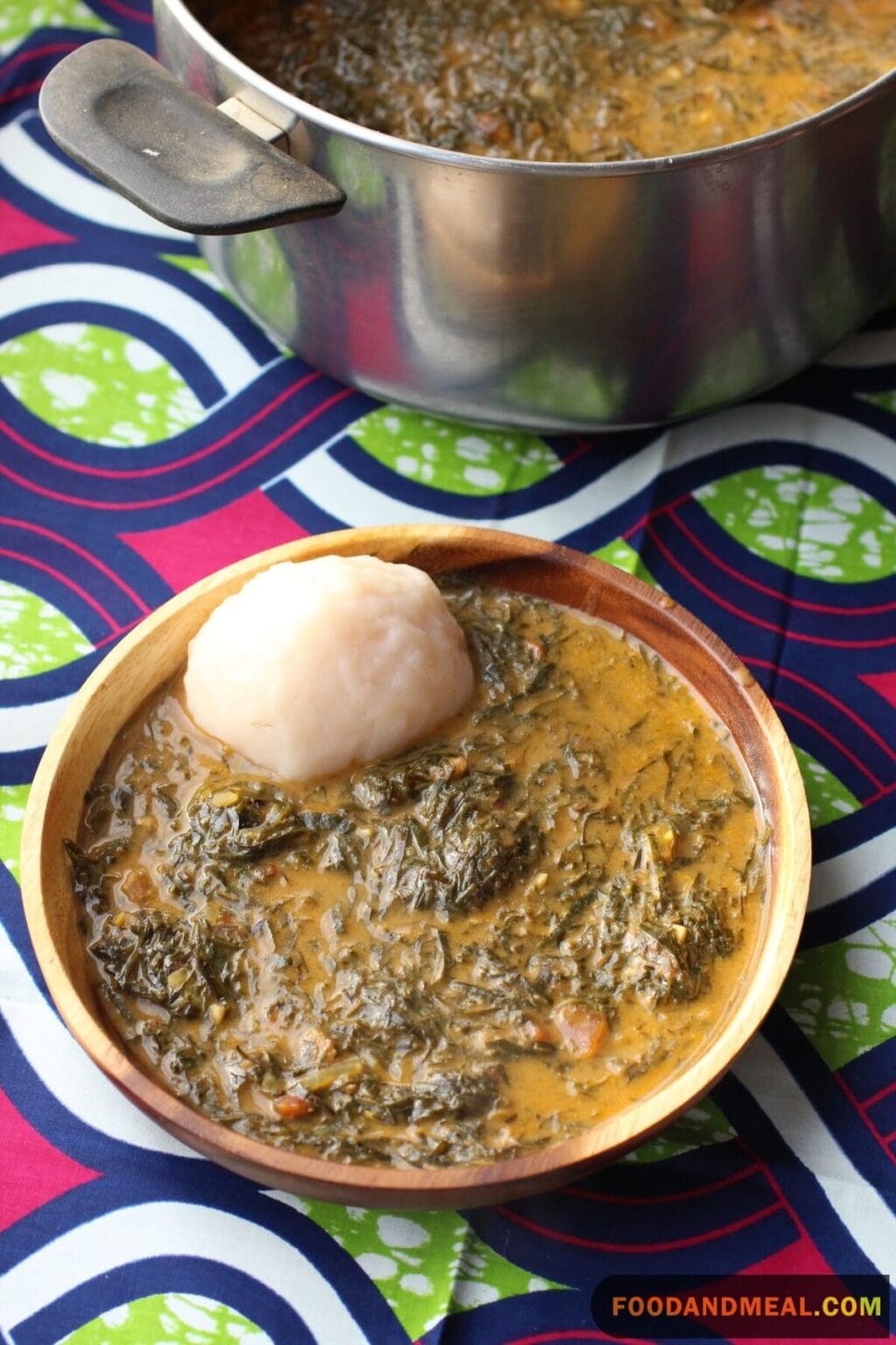 Fumbwa Recipe - Wild Spinach In Palm Oil And Peanuts - Foodandmeal.com