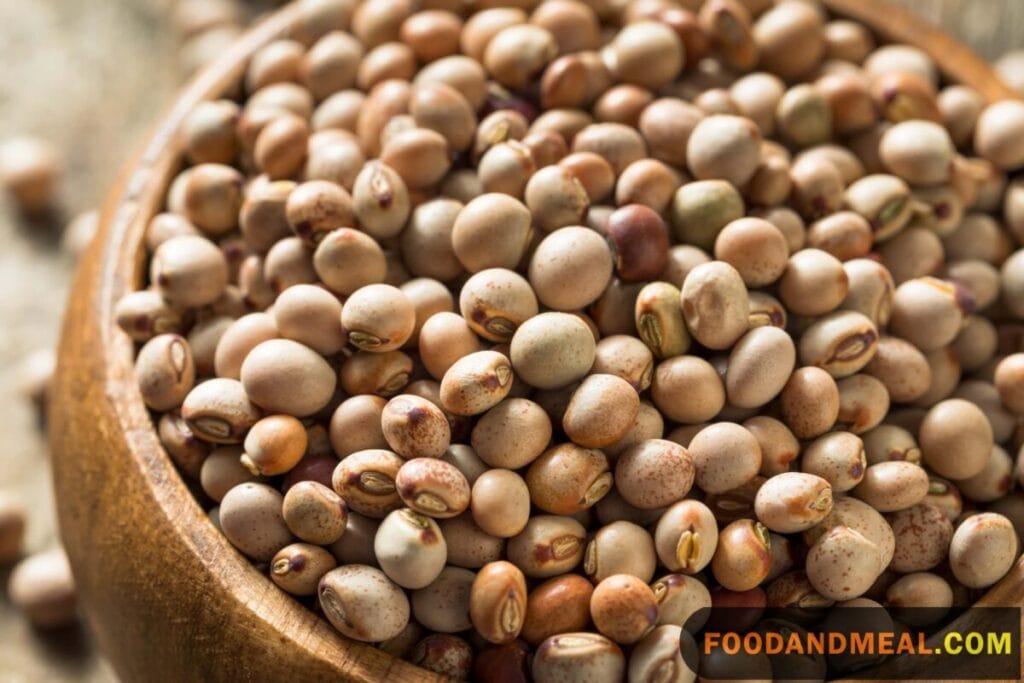 Kenya Mbaazi - Pea Beans Nairobi Style Easy Recipe - Foodandmeal.com