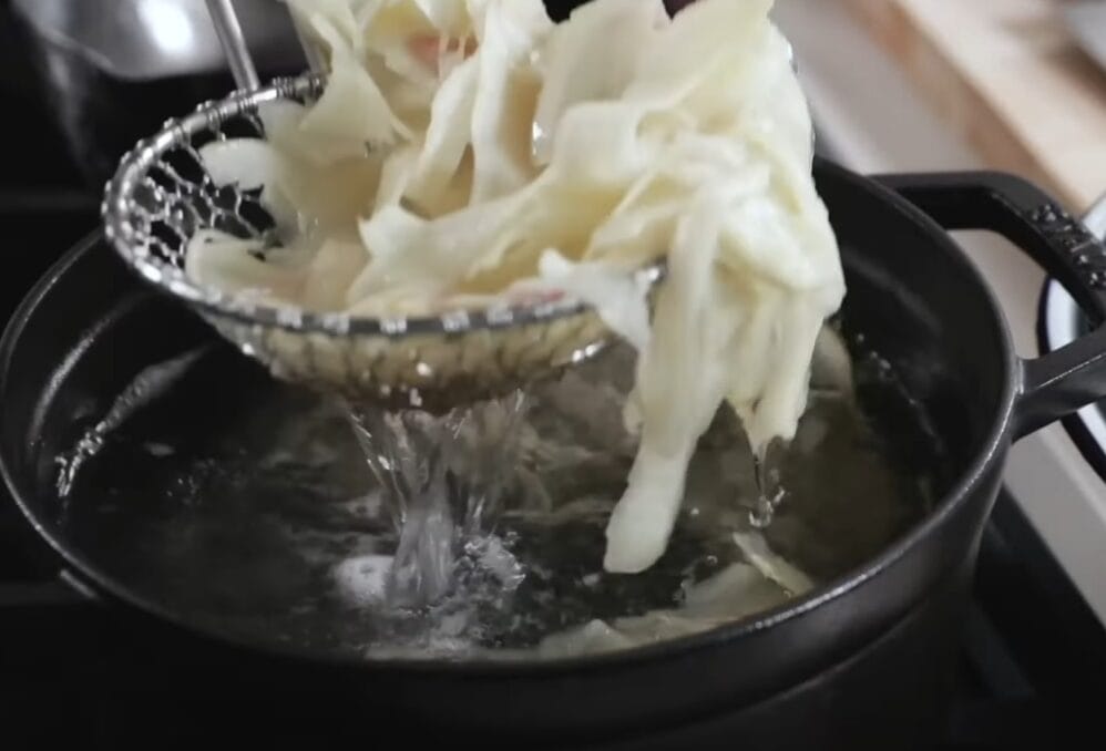 How To Make Pickled Ginger For Sushi - Gari Recipes - Foodandmeal.com