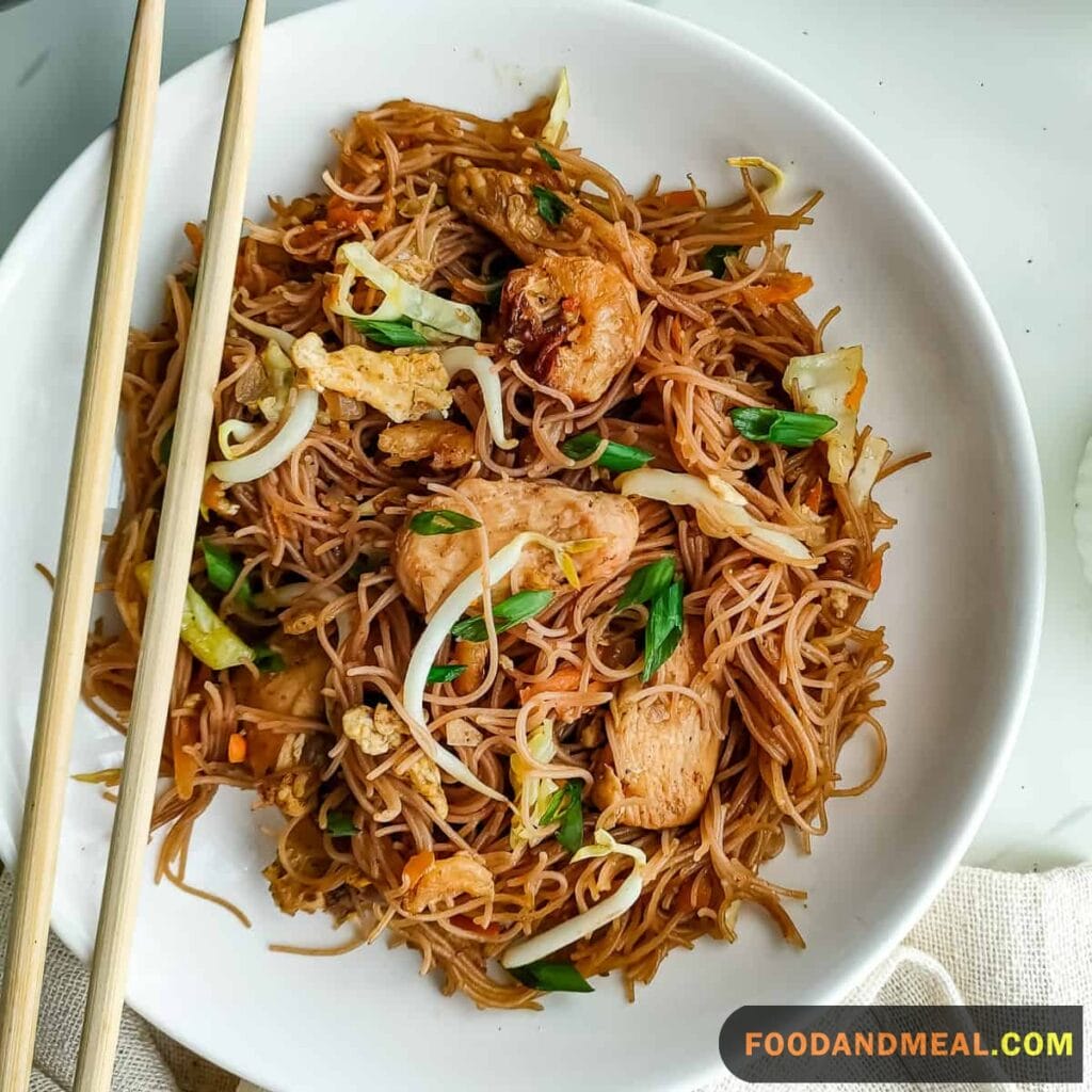 Easy-to-make Singapore Bee Hoon Noodles - Authentic Recipe ...
